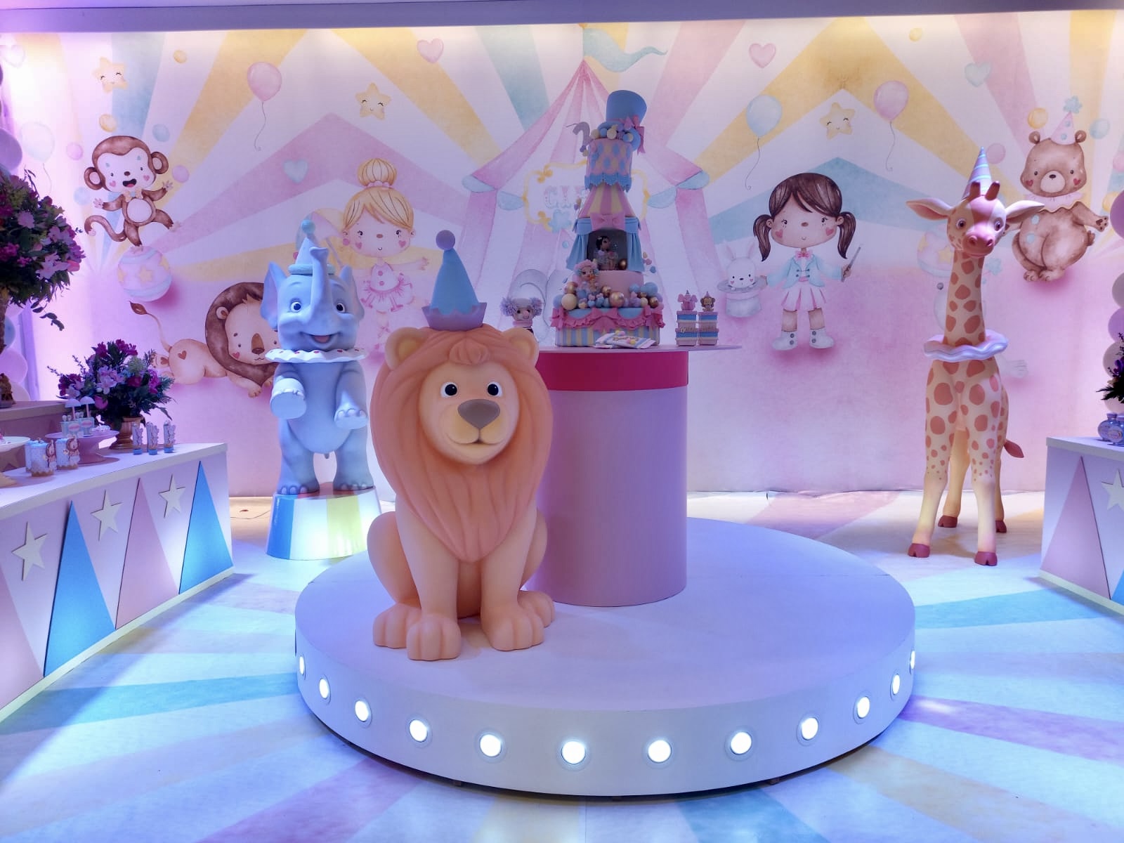 Circo Candy Colors - Dreamland Buffet