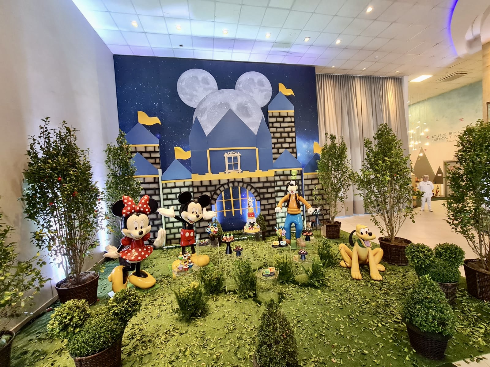 O Castelo da Turma do Mickey - Dreamland Buffet