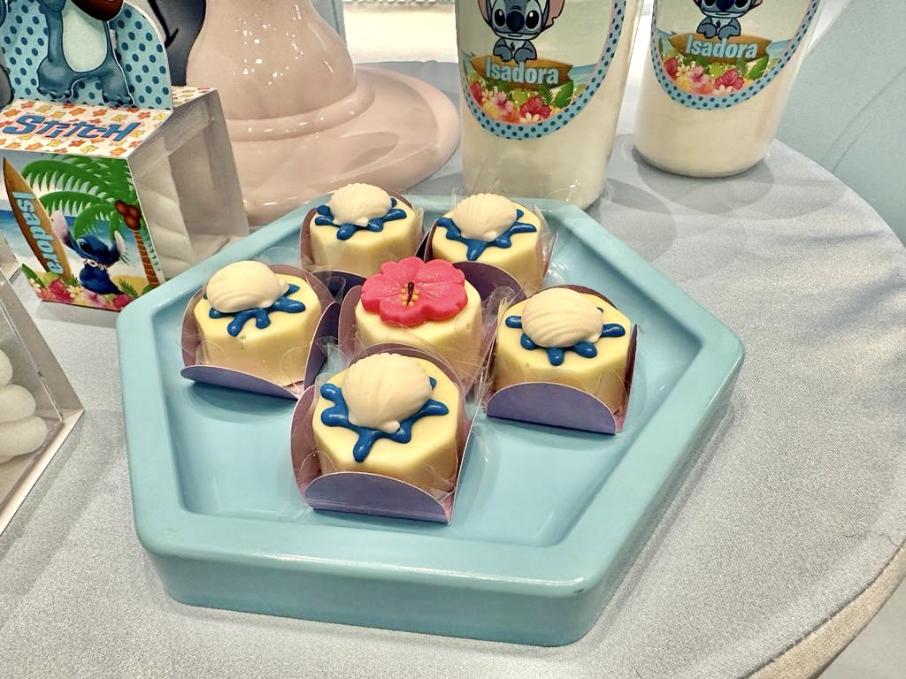 Stitch - Dreamland Buffet