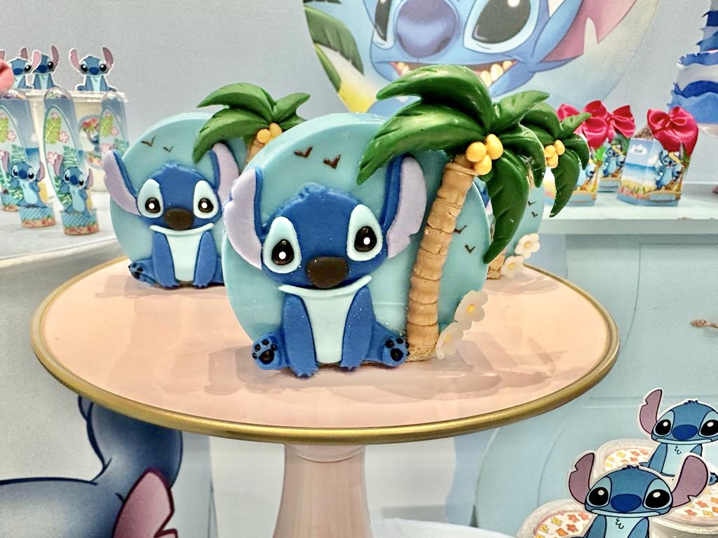 Stitch - Dreamland Buffet