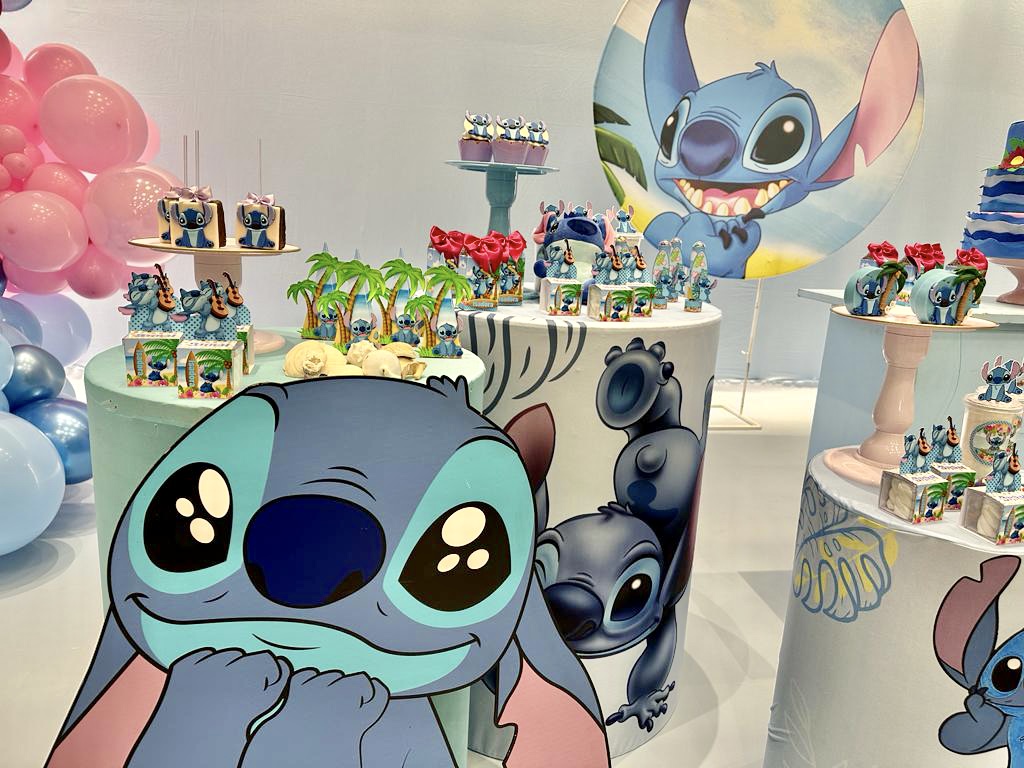 Stitch - Dreamland Buffet